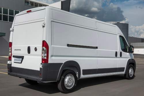 Fiat Ducato: Una camioneta van muy versátil para tu negocio